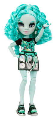 Shadow High F23 Fashion Doll Berrie Skies (Green) | Toys & Character ...