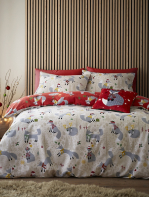 Fusion Christmas Foraging Fox Duvet Cover Set | Home | George at ASDA