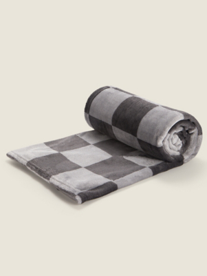 Dark Green & White Checkerboard Super-Soft Throw | Home | George at ASDA