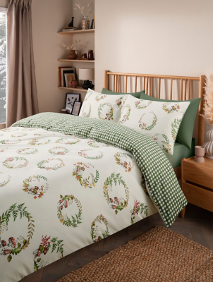 Autumn Wreath Leaf Print Duvet Set | Home | George at ASDA