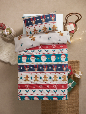 Christmas Gingerbread Print Reversible Duvet Set | Home | George at ASDA