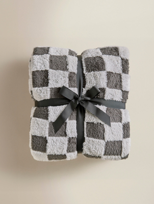 Grey Super-Soft Checkerboard Blanket | Home | George at ASDA
