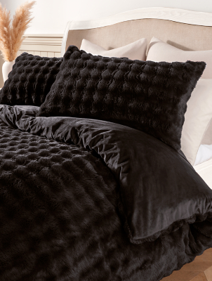 Stacey Solomon Black Bobble Faux Fur Single Duvet Set | Home | George ...