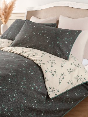 Stacey Solomon Brushed Cotton Mistletoe Duvet Cover Set | Home | George ...