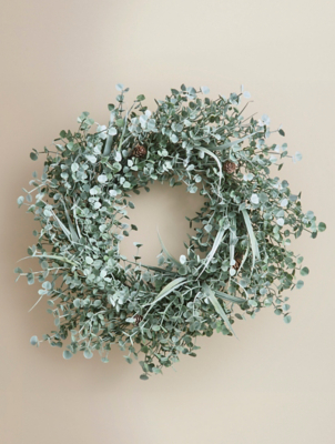 Green Leaf Christmas Wreath | Christmas | George at ASDA
