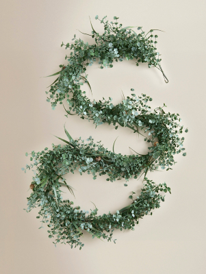 Green Leaf Christmas Garland | Christmas | George at ASDA