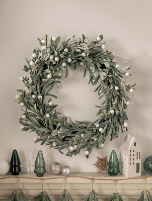 Stacey Solomon Green & White Mistletoe Wreath | Christmas | George at ASDA